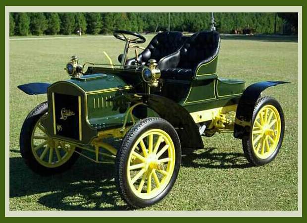 Solve 1905 Cadillac Model E Runabout jigsaw puzzle online with 70 pieces