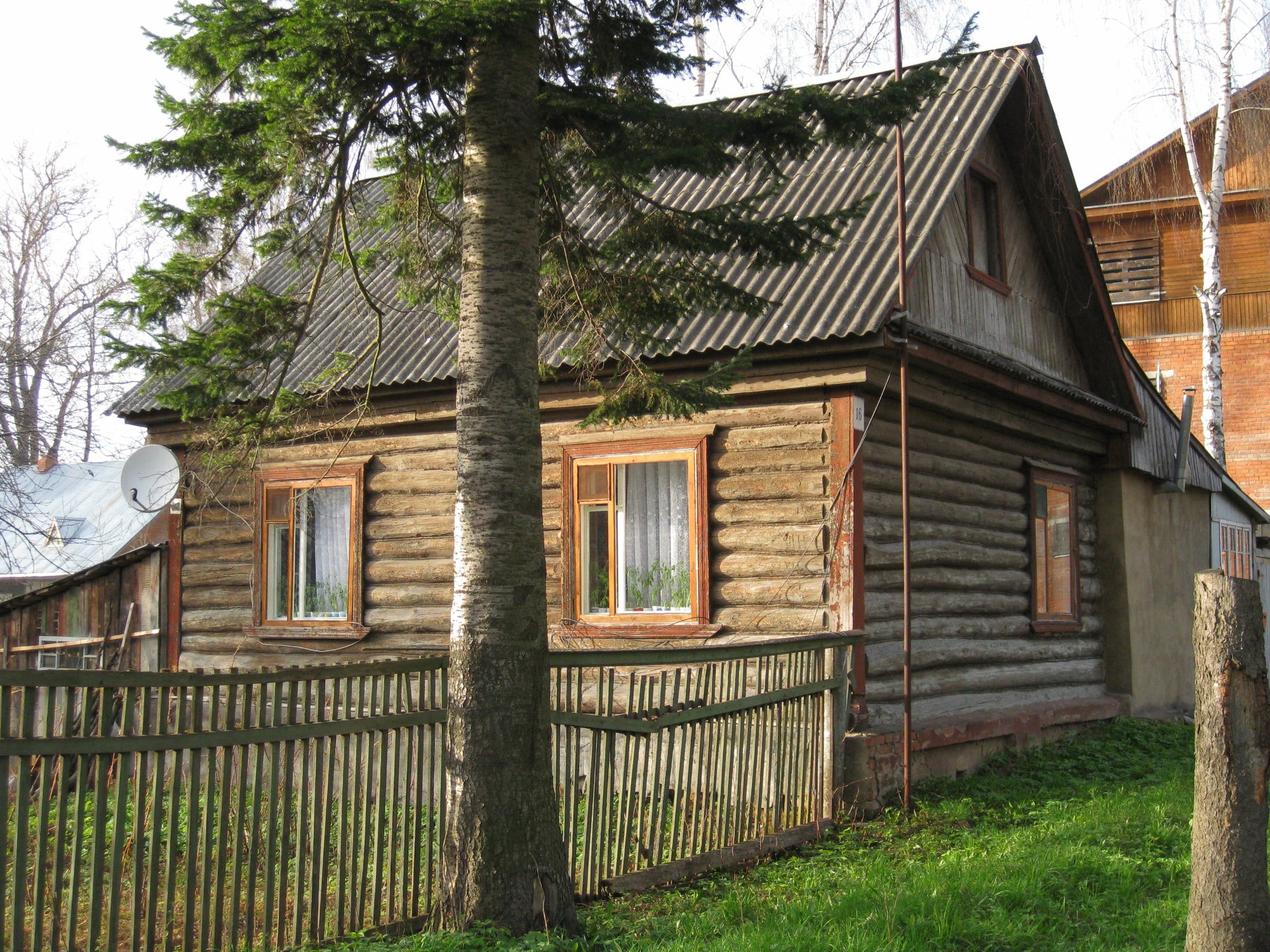 Solve Log Cabin 02 jigsaw puzzle online with 266 pieces