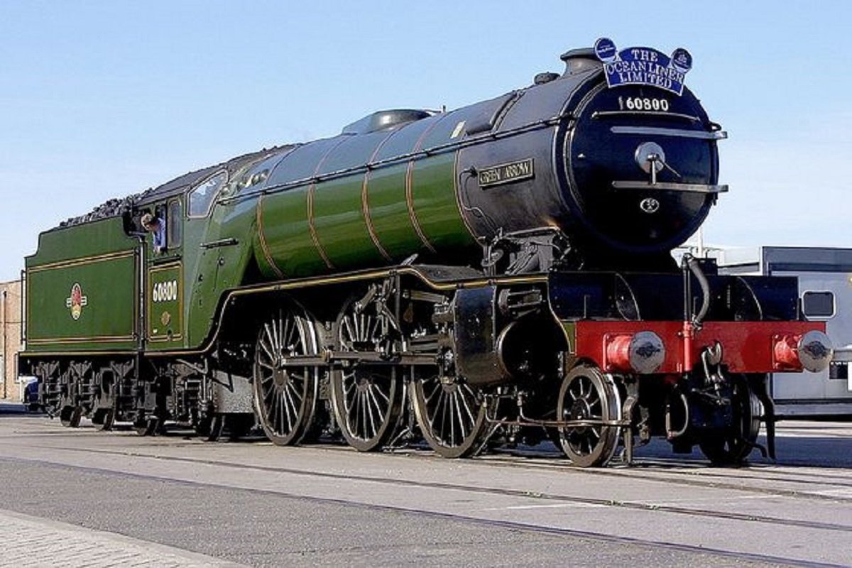 Solve LNER Class V2 2-6-2 60800 Green Arrow. jigsaw puzzle online with ...