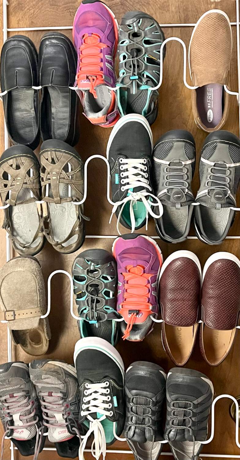 Solve Shoes jigsaw puzzle online with 162 pieces