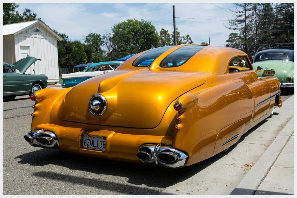 Solve 51 Custom Cadillac..like.. a.. rocket! Bandit... jigsaw puzzle ...