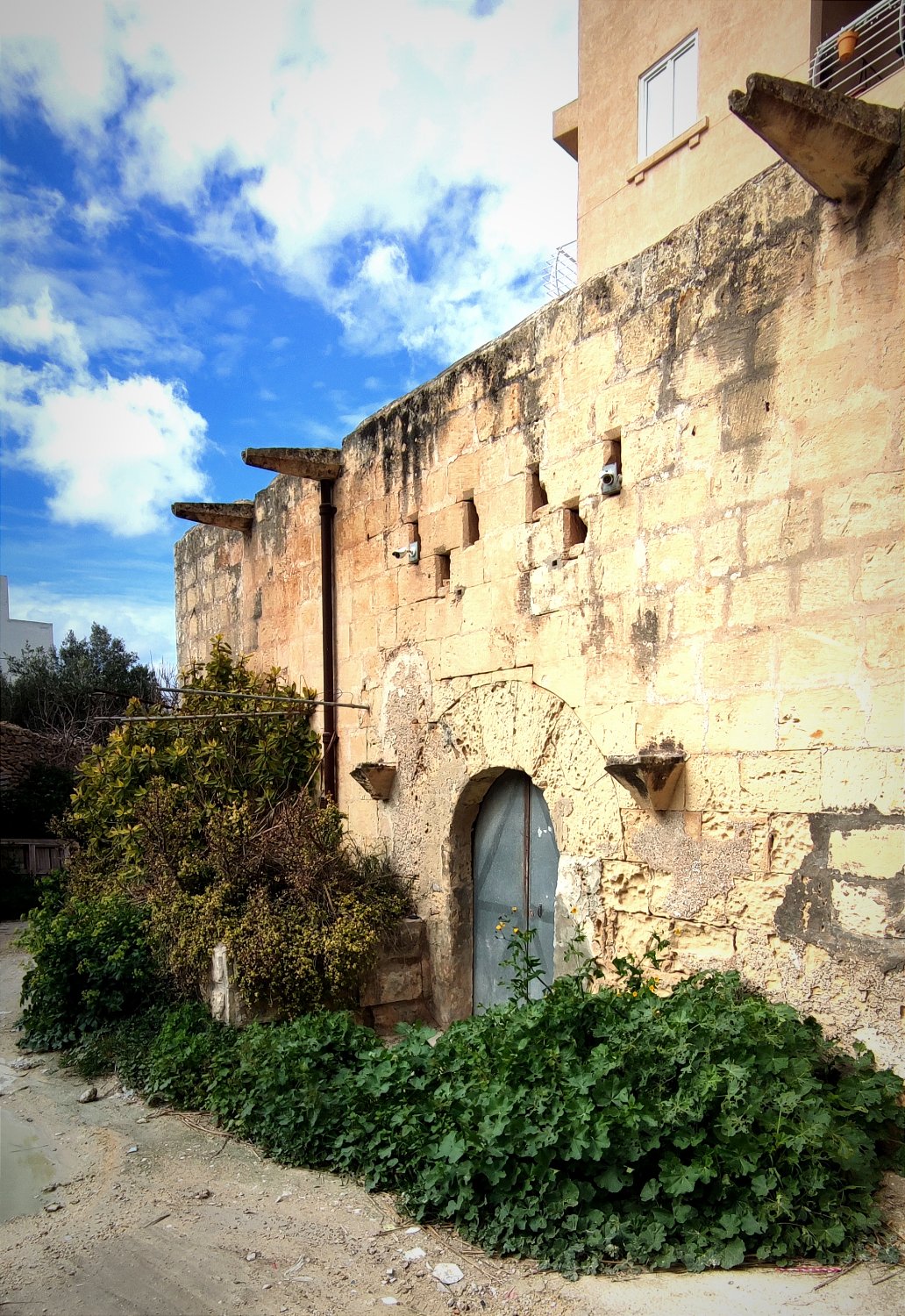 Solve Old Village Core, Għargħur, Malta jigsaw puzzle online with 117 ...
