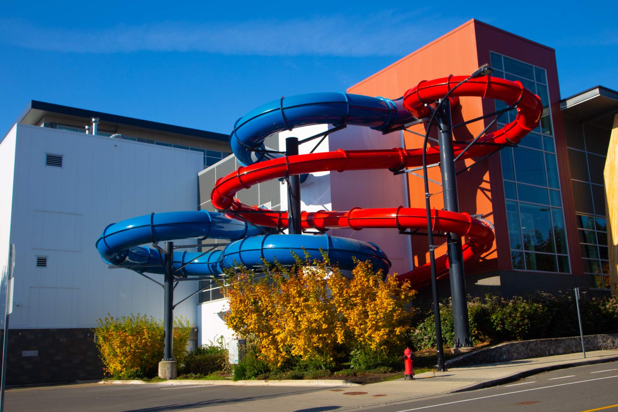 Solve Water slides jigsaw puzzle online with 216 pieces