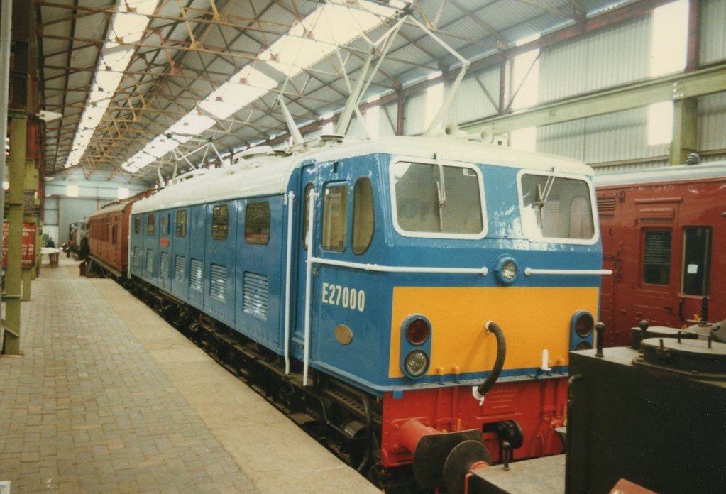 Solve Electric Class 77, E27000 "Electra" jigsaw puzzle online with 77 ...