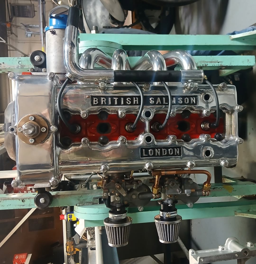 Solve NICE jigsaw puzzle online with 306 pieces