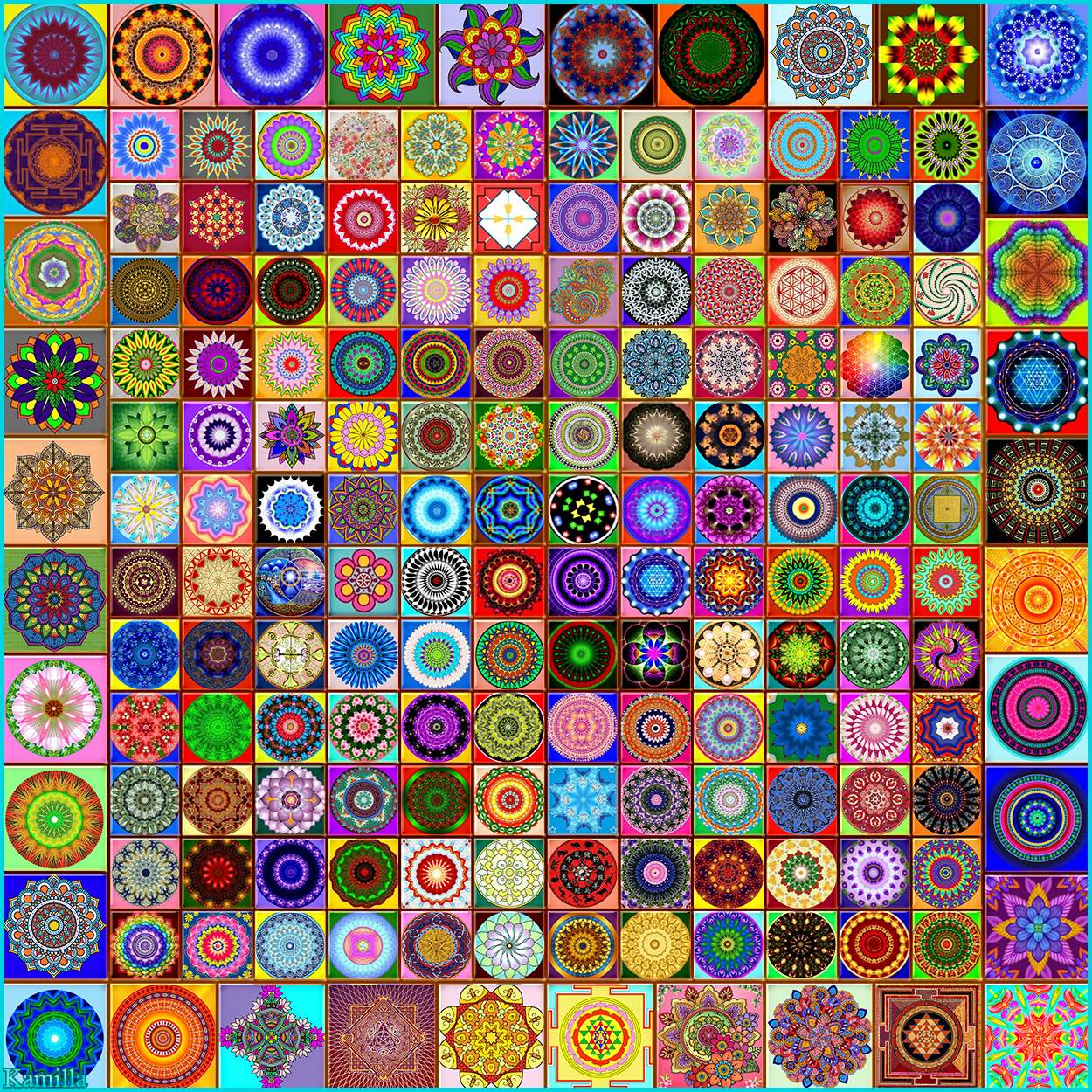 Solve Mandalas jigsaw puzzle online with 121 pieces