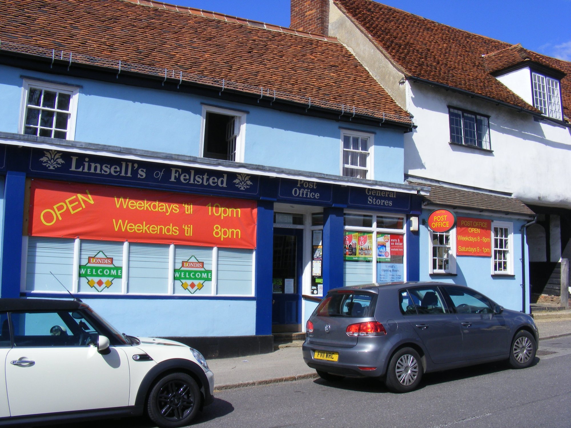 Solve Felsted, Essex, England jigsaw puzzle online with 594 pieces