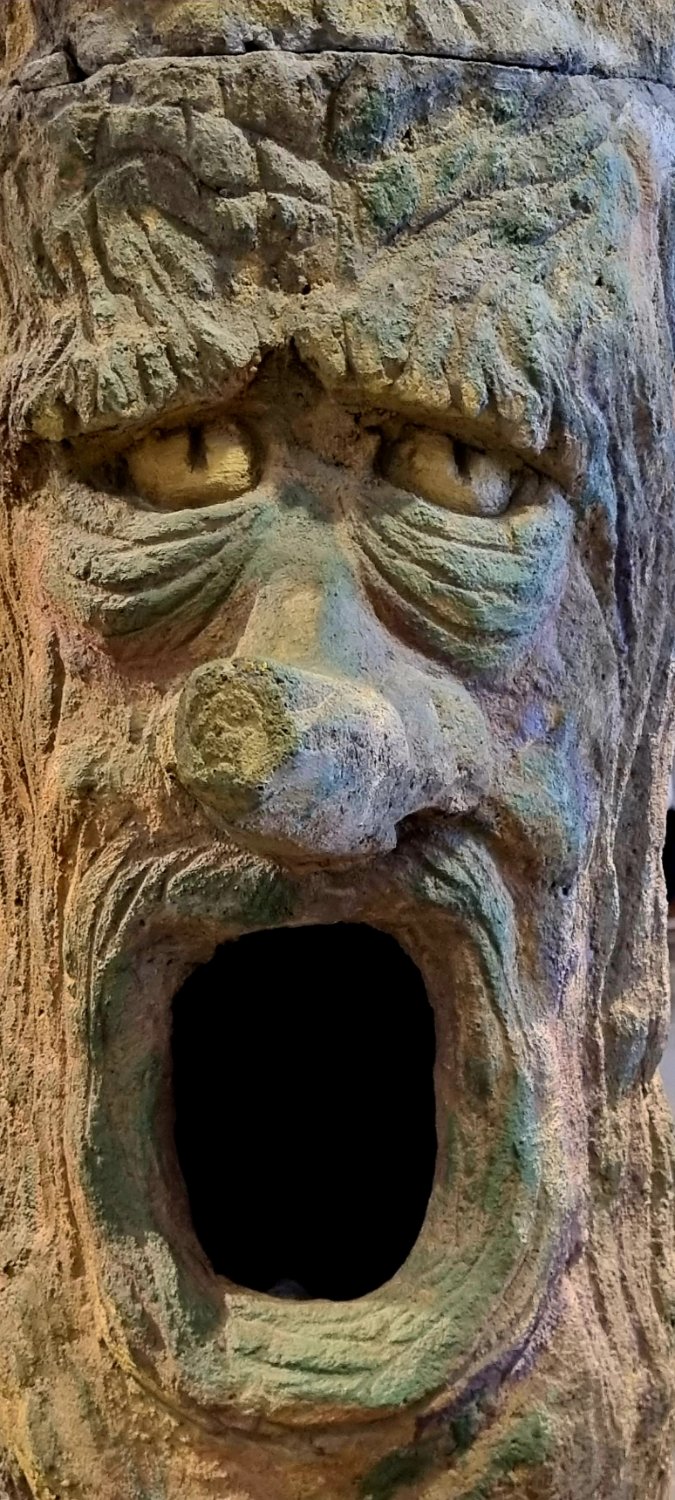 Solve Troll jigsaw puzzle online with 112 pieces