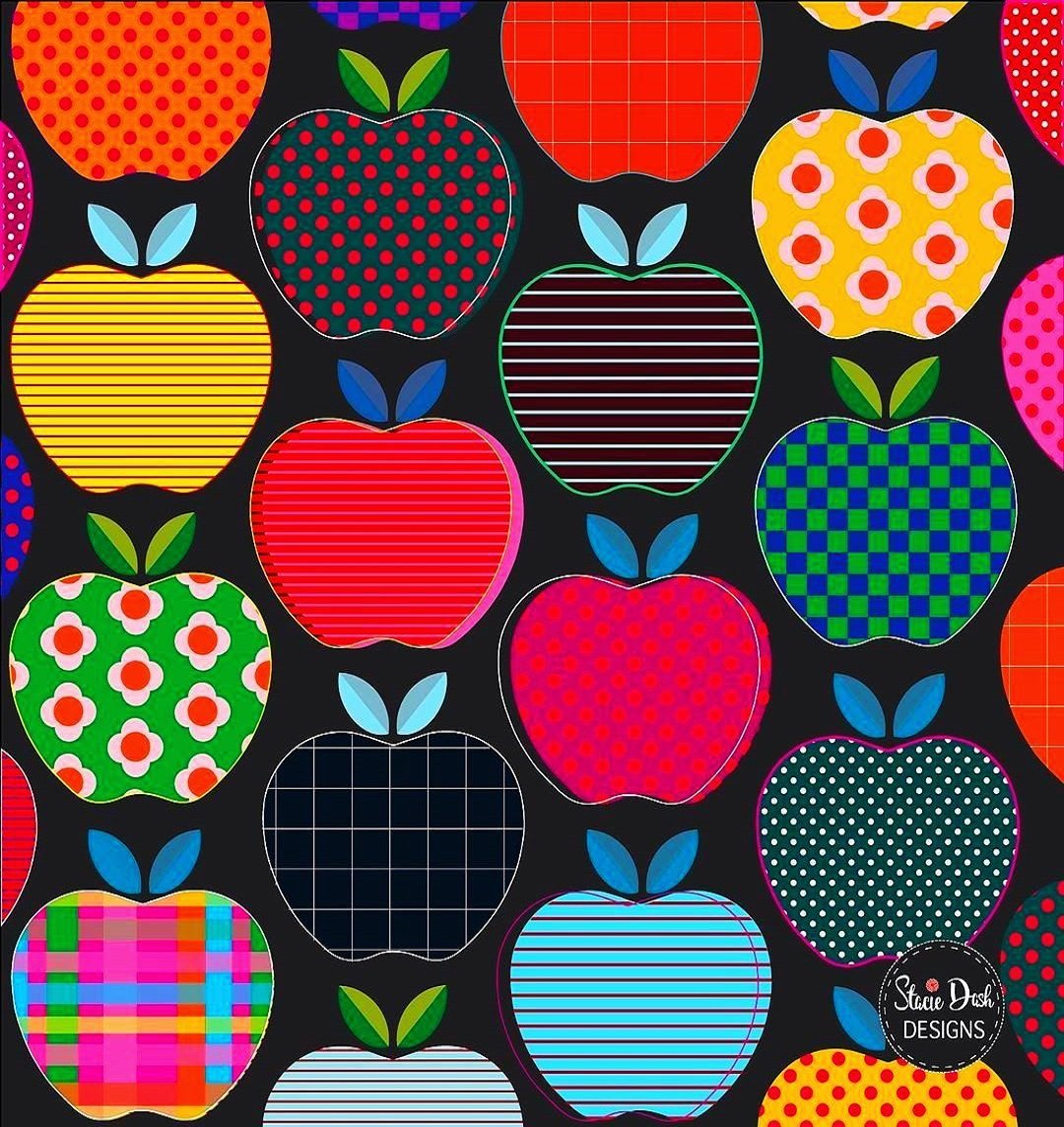 Solve Colorful apples jigsaw puzzle online with 64 pieces
