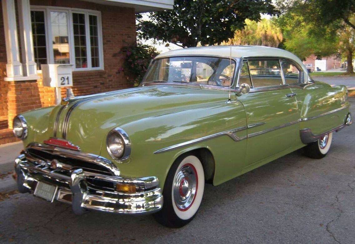 Solve 1952 Pontiac Chieftain Super Catalina jigsaw puzzle online with ...