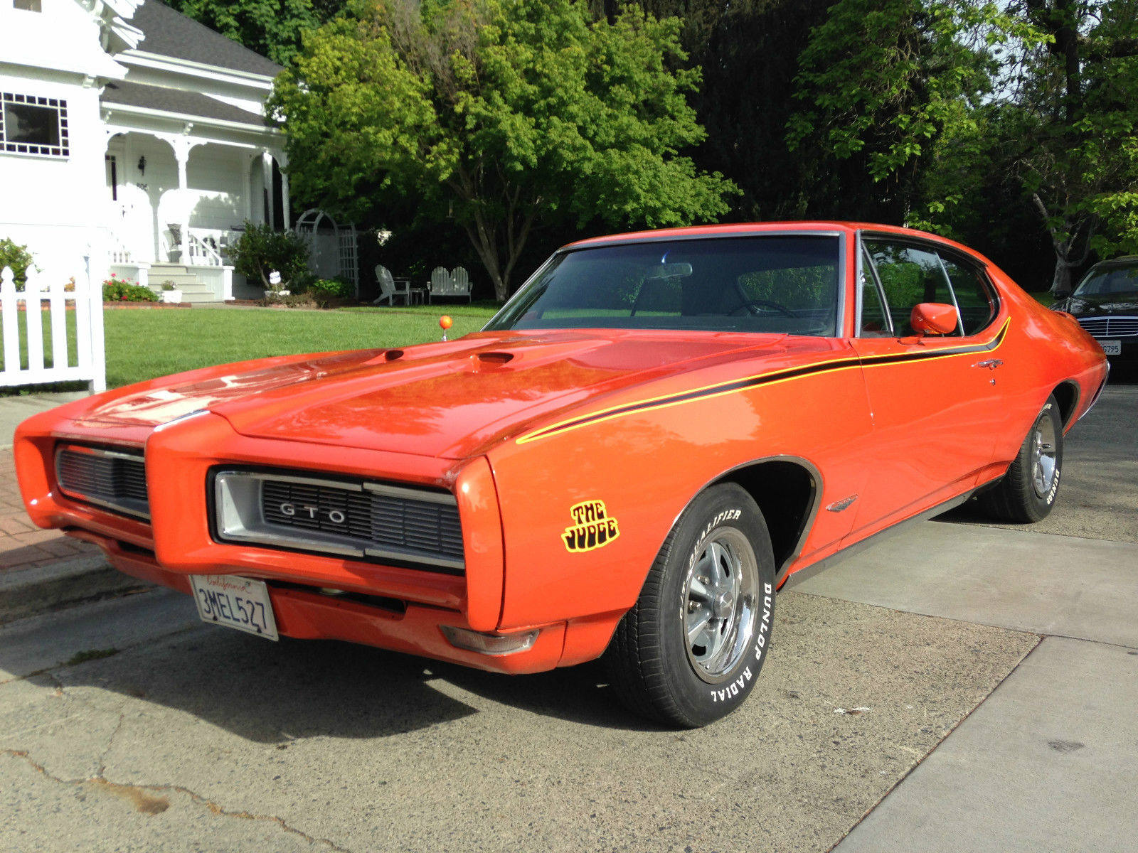 Solve 1968 GTO JUDGE jigsaw puzzle online with 391 pieces