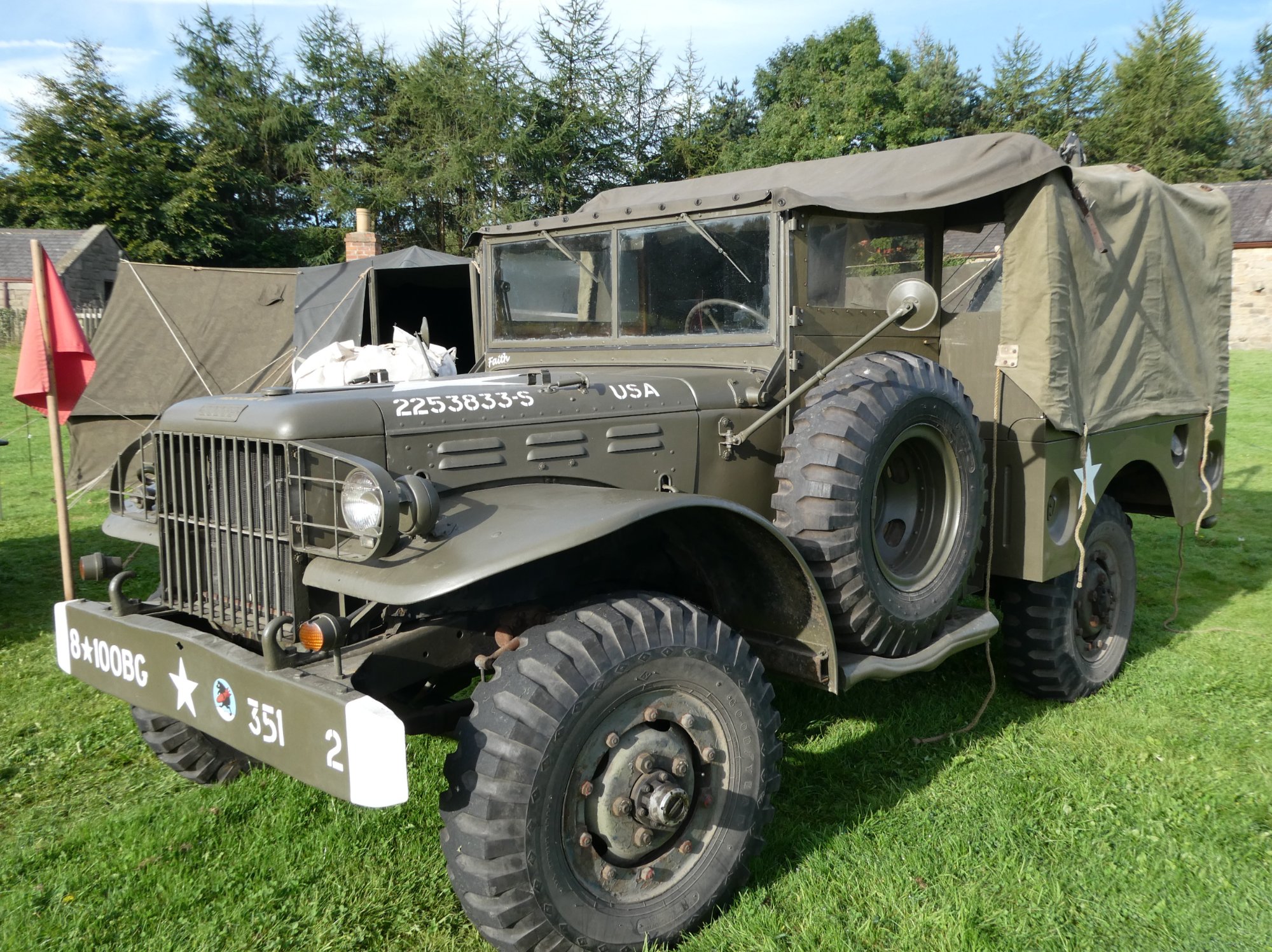 Solve 1944 Dodge WC-Series Command Car jigsaw puzzle online with 300 pieces