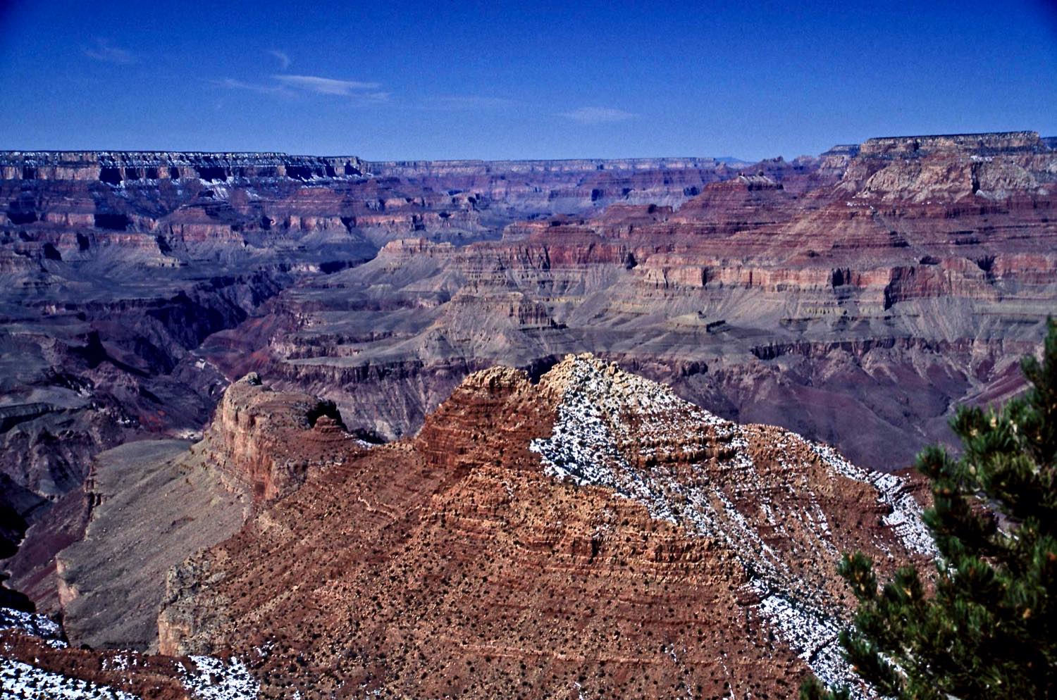 Solve Grand Canyon jigsaw puzzle online with 96 pieces