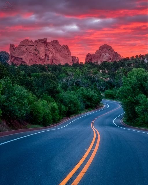 Solve Garden of the Gods jigsaw puzzle online with 80 pieces