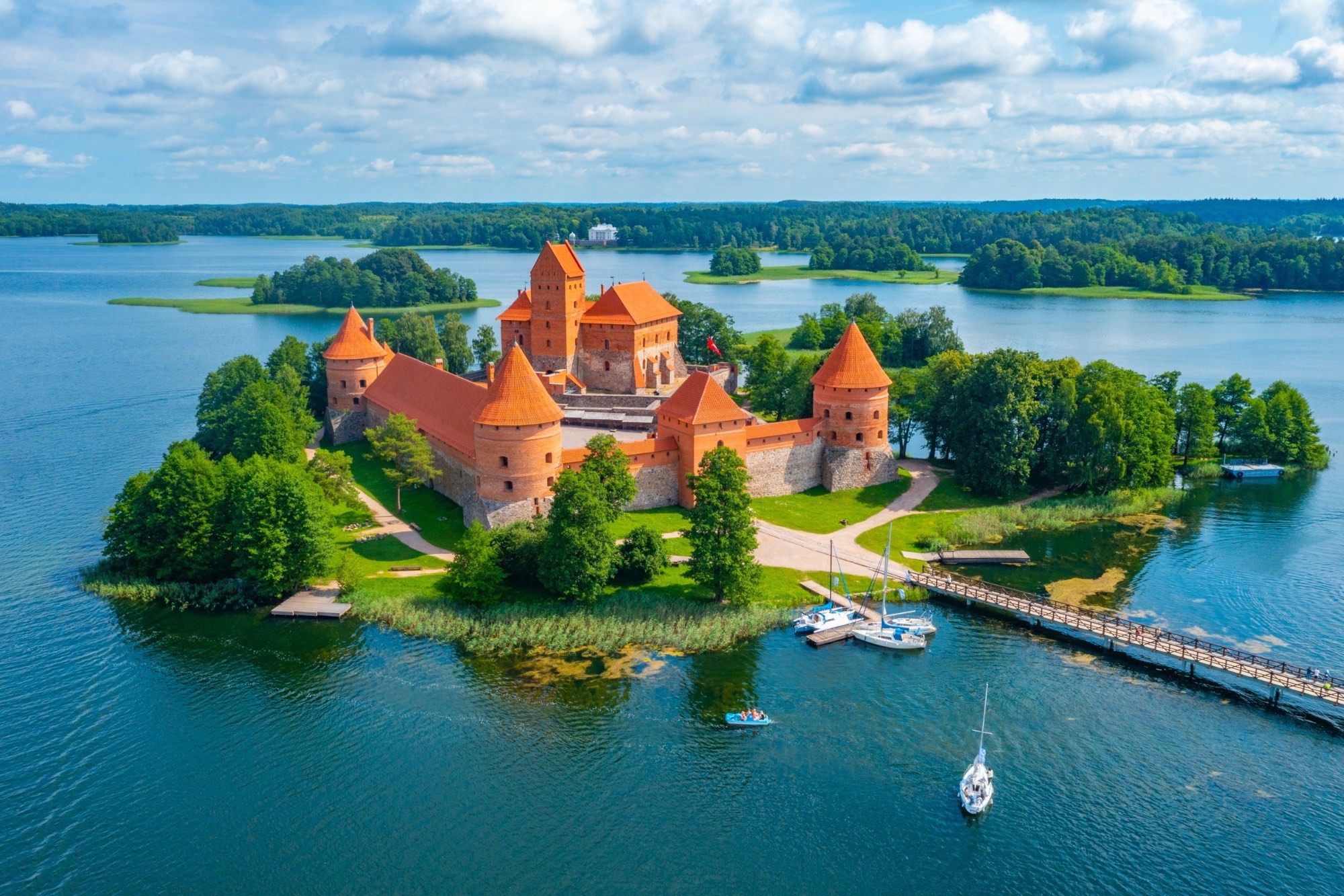 Jigsaw Puzzle | 77 pieces | Trakai Island Castle, Trakai, Lithuania ...