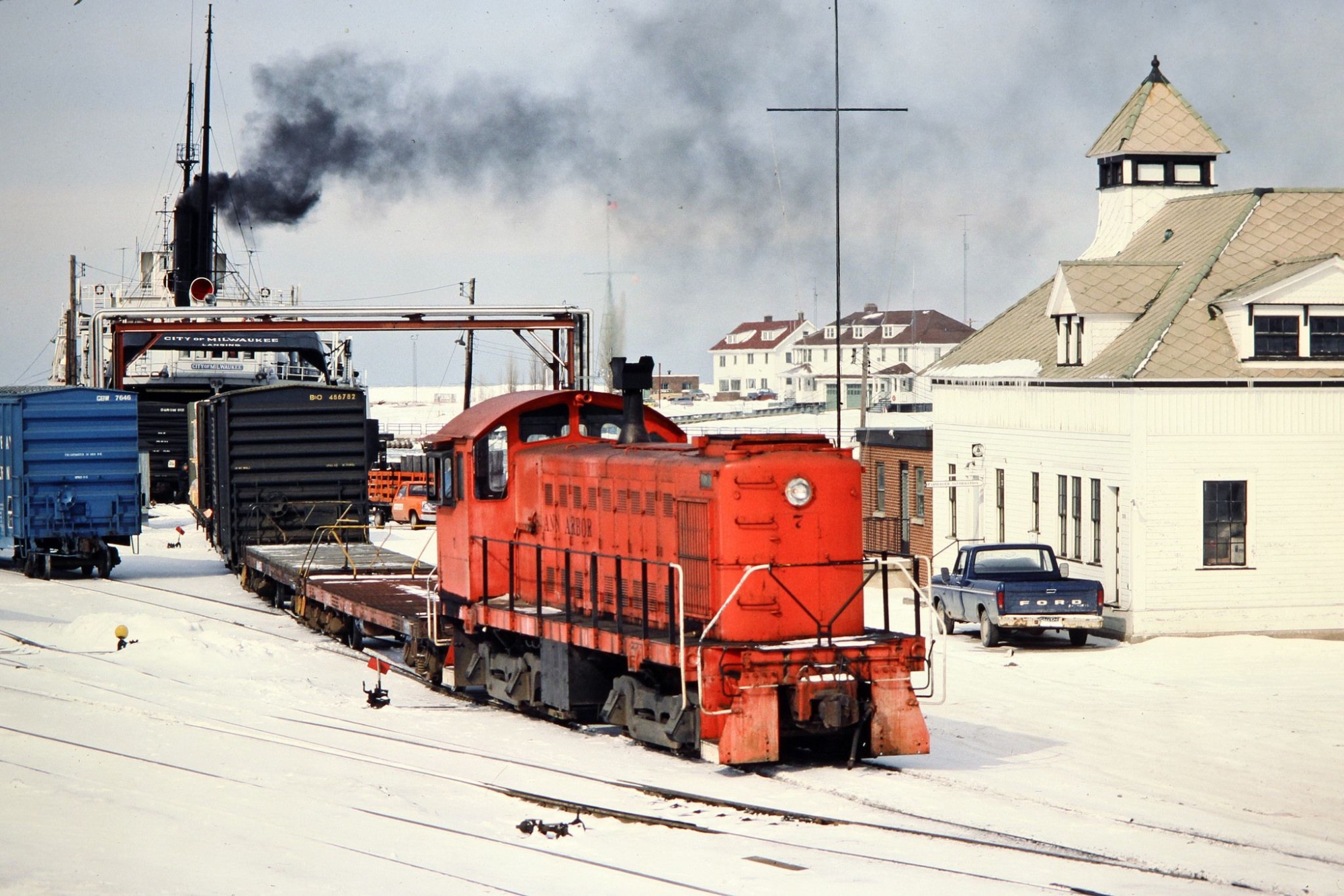 Solve Ann Arbor ALCo S3 #7 loading the ex GTW car ferry City of ...