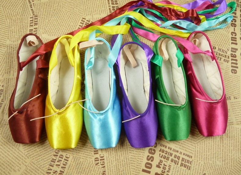 Solve dance jigsaw puzzle online with 63 pieces