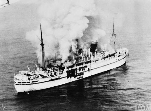 Solve Windrush fire jigsaw puzzle online with 12 pieces