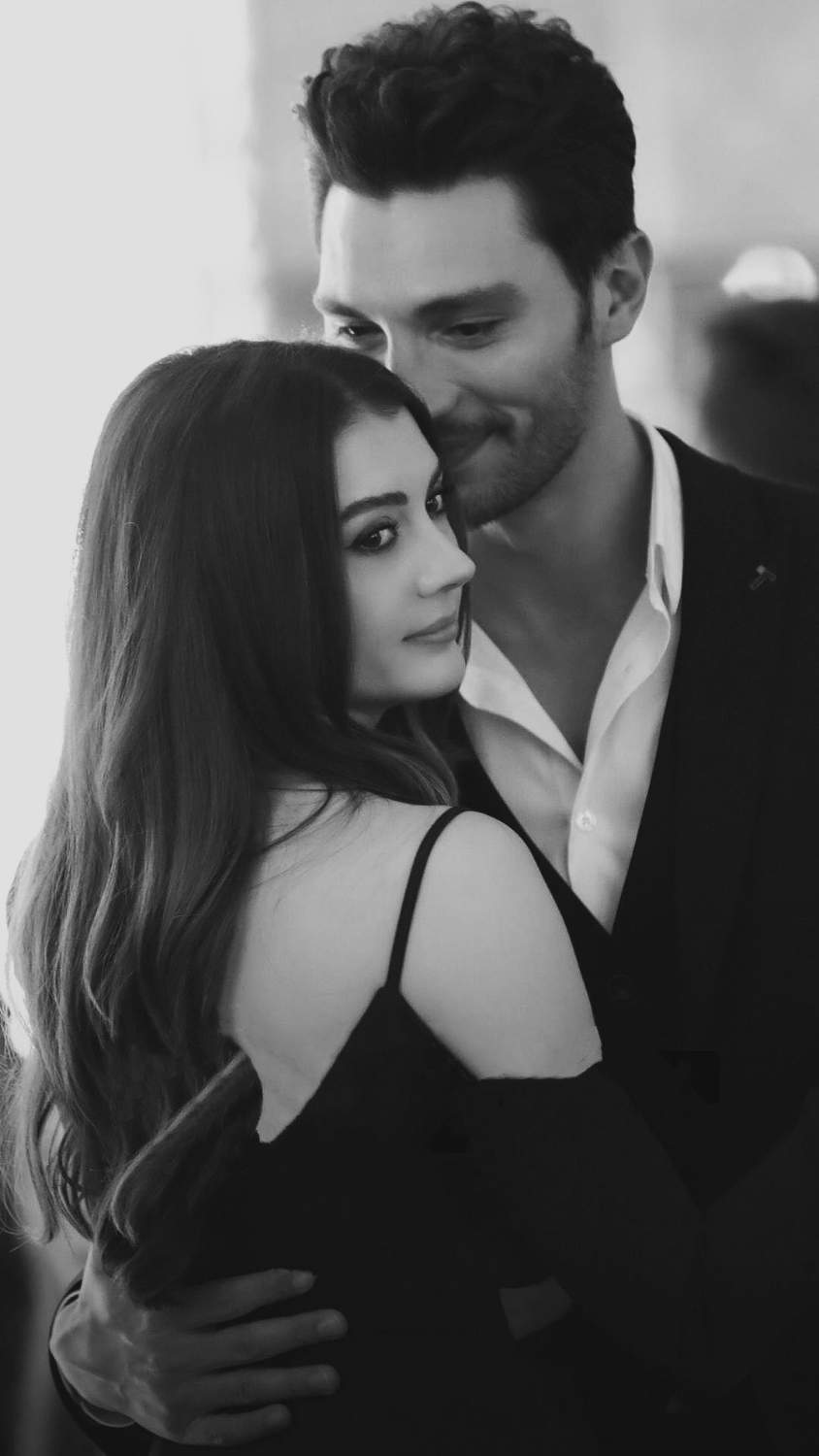 Solve Aşk Mantık İntikam - Esra & Ozan (1) jigsaw puzzle online with ...