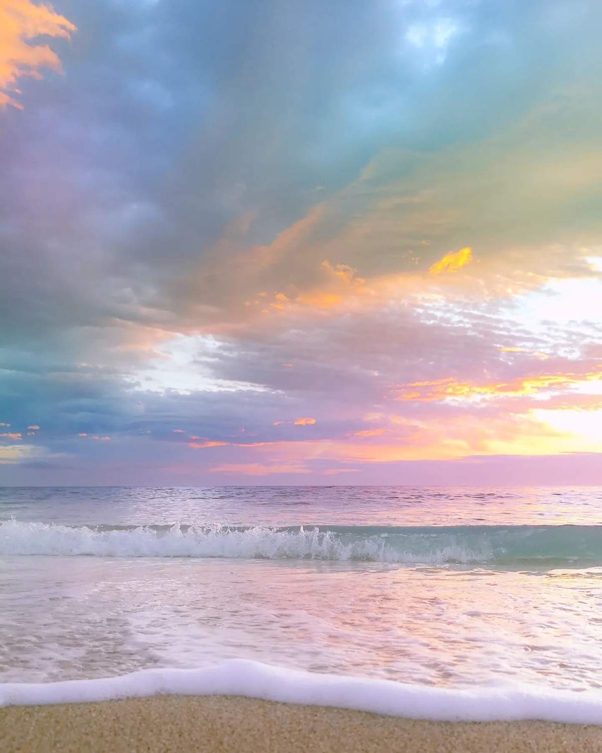 Solve Anna Marie Island jigsaw puzzle online with 357 pieces