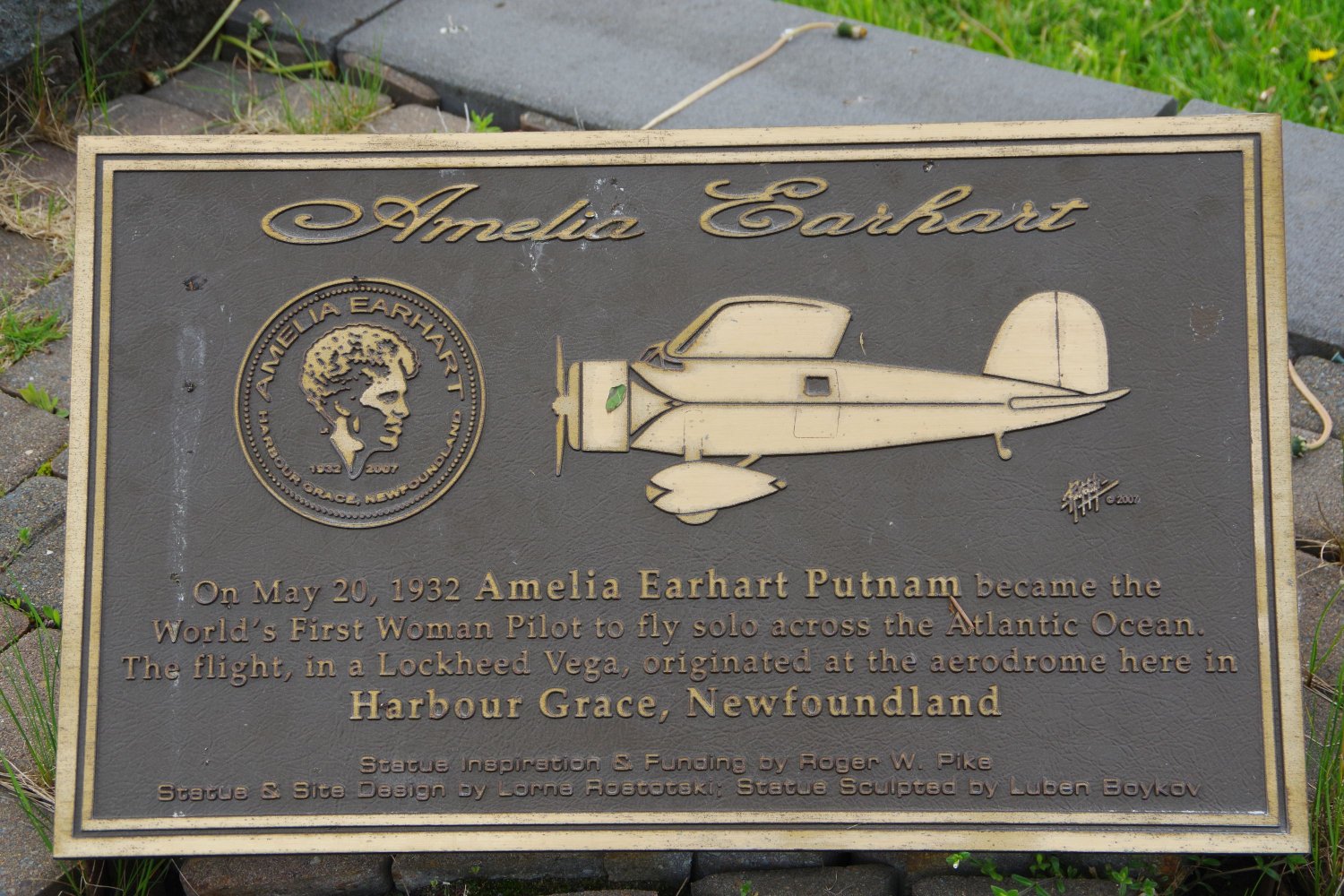 Jigsaw Puzzle | 12 pieces | Amelia Earhart | Jigidi