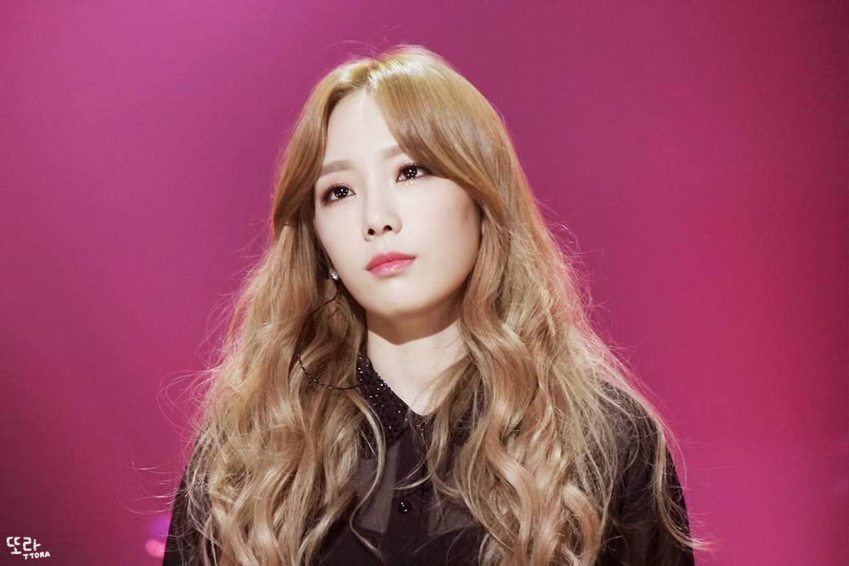 Solve TTS Showcase - Kim Taeyeon jigsaw puzzle online with 70 pieces