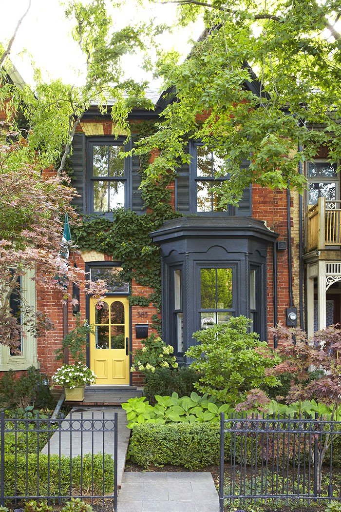 Solve Victorian Style Townhouse with Curb Appeal - Toronto, Ontario ...