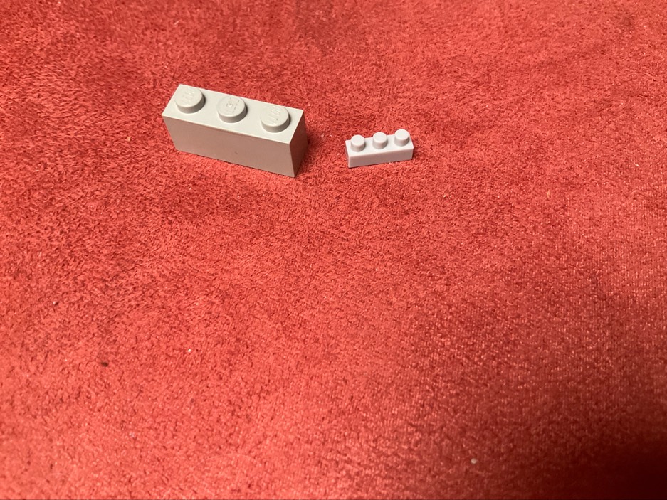 Solve Size comparison Lego vs mini brick jigsaw puzzle online with 20 ...