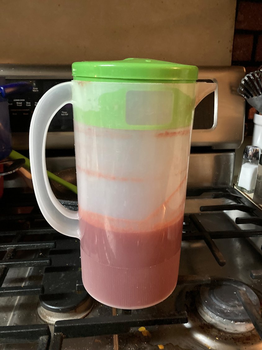 Solve Homemade V8 Juice - Part 51 jigsaw puzzle online with 12 pieces