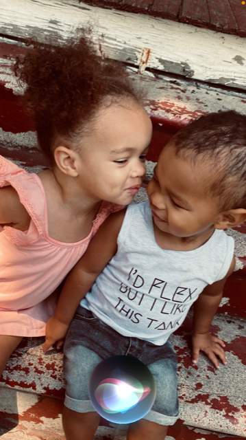 Solve Ivie and Nathan jigsaw puzzle online with 45 pieces