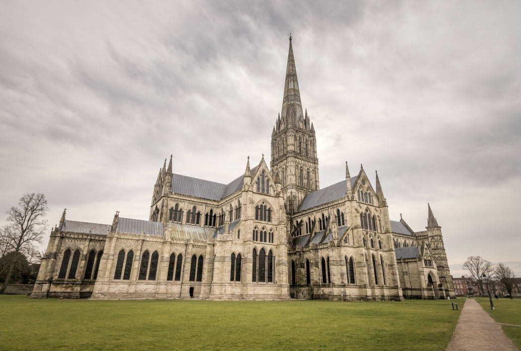 Solve Salisbury Cathedral - Salisbury, England jigsaw puzzle online ...