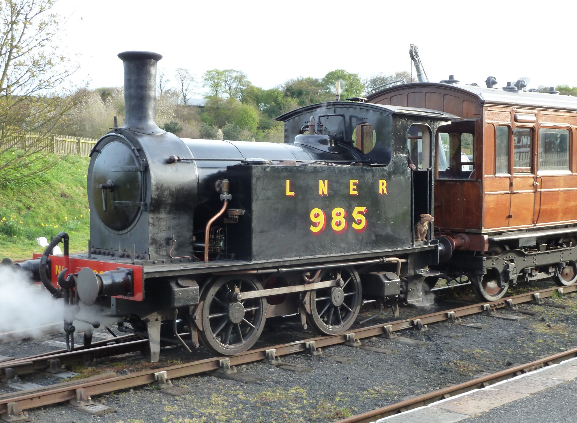 Solve LNER Y7-Type No.985 jigsaw puzzle online with 108 pieces