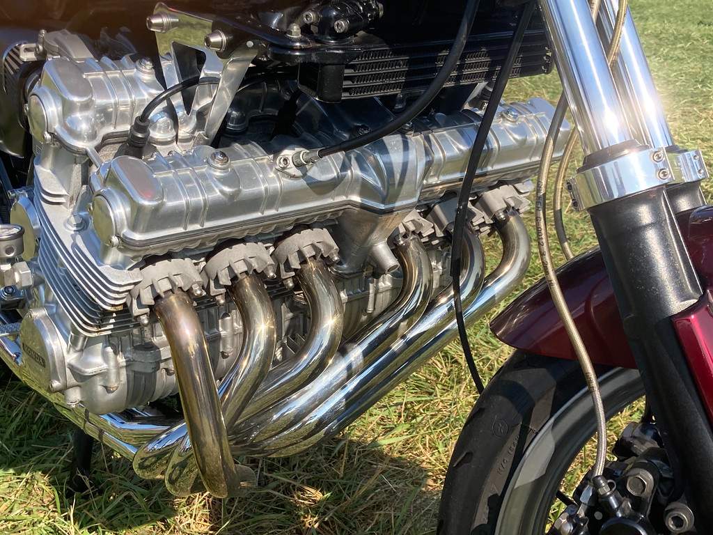 Solve In Line Six, Honda jigsaw puzzle online with 63 pieces