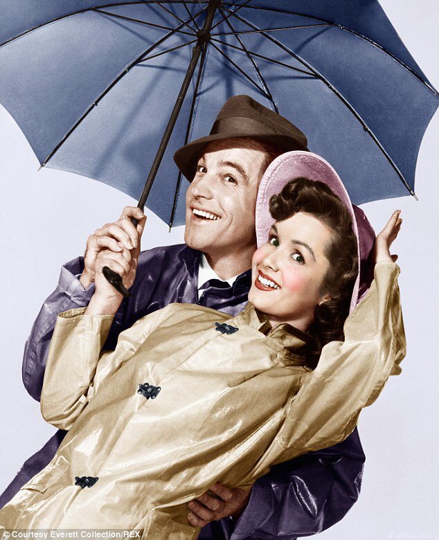Solve Singin' In the Rain - Debbie Reynolds, Gene Kelly jigsaw puzzle ...