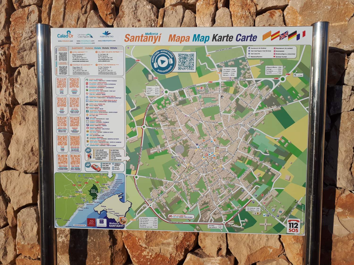 Solve Plano de Santanyí (Mallorca). jigsaw puzzle online with 48 pieces