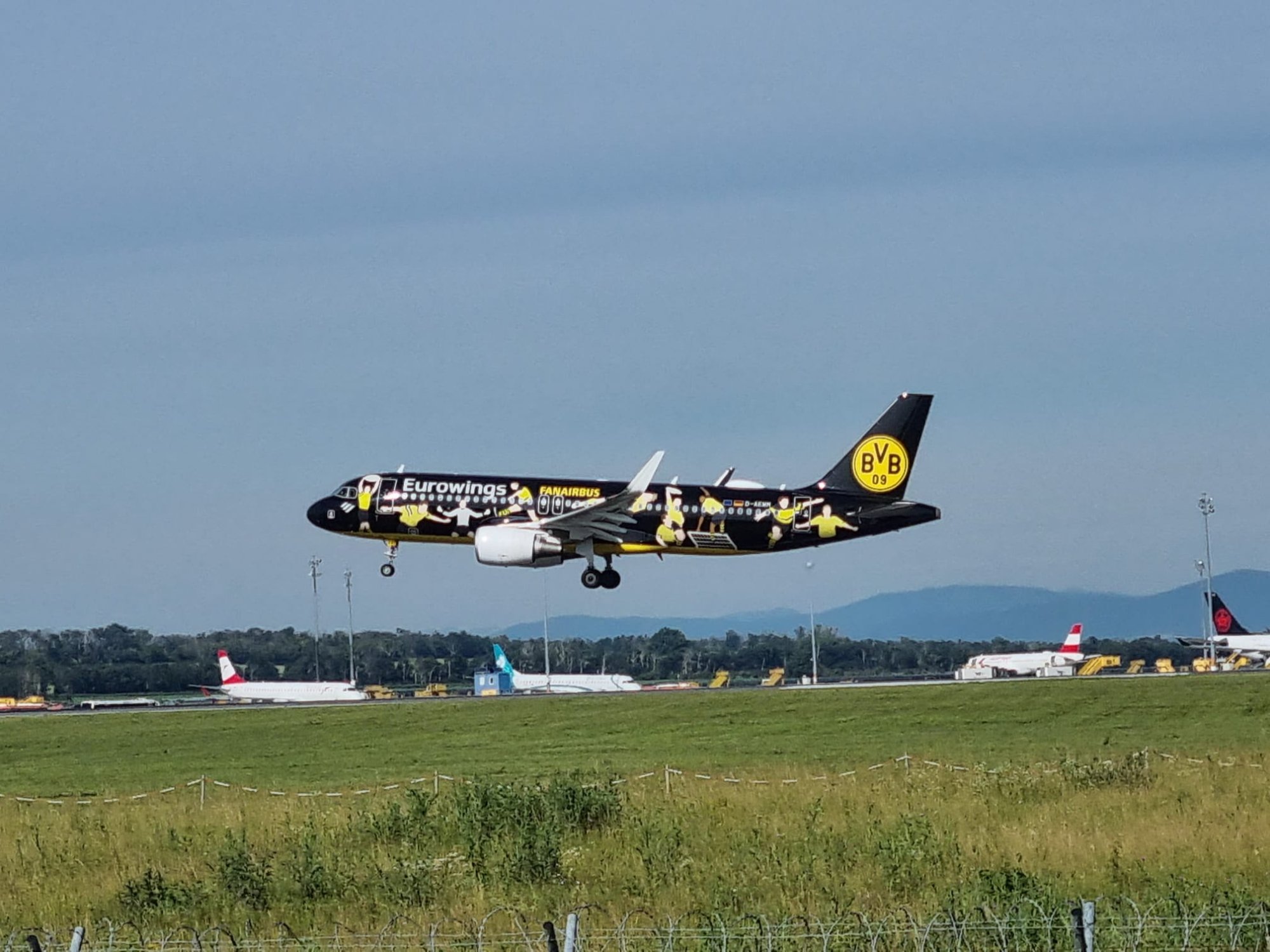 Solve Airbus A320 BVB FanAirbus Livery Eurowings jigsaw puzzle online ...