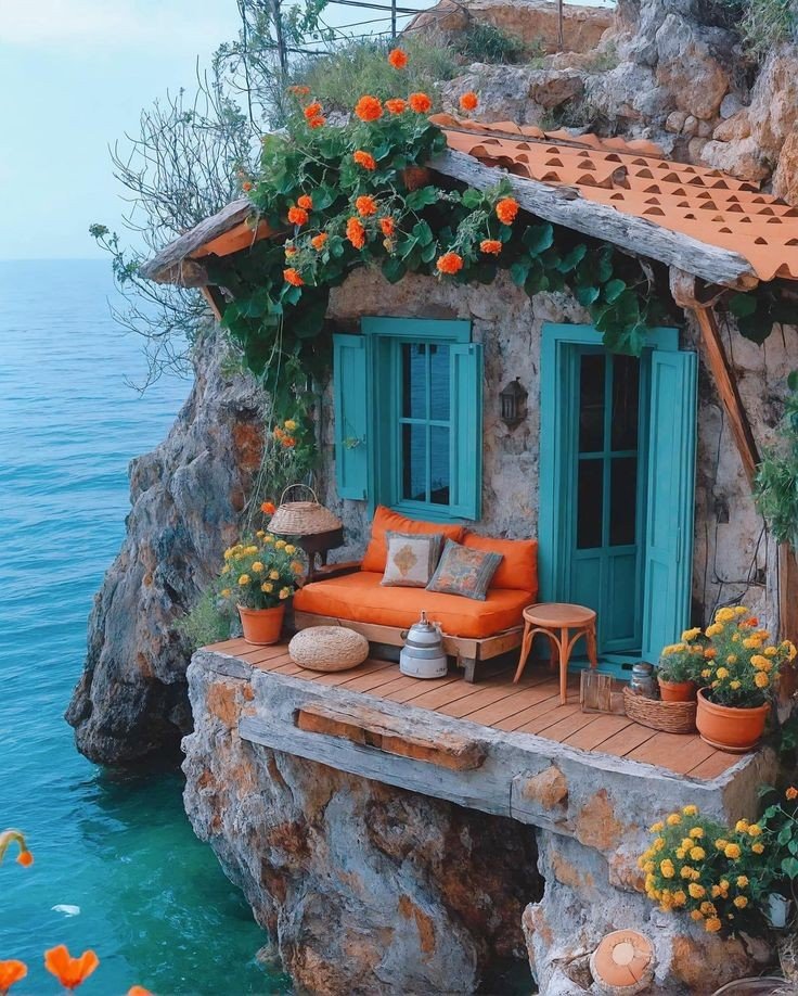 Solve Living on the Edge jigsaw puzzle online with 63 pieces