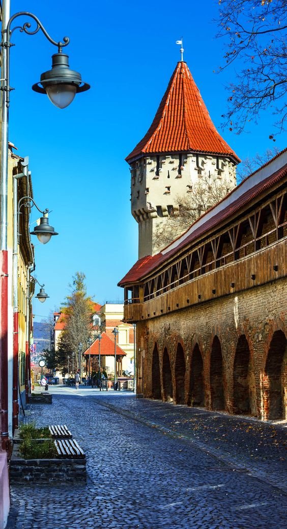 Solve Sibiu, Romênia !!! jigsaw puzzle online with 72 pieces