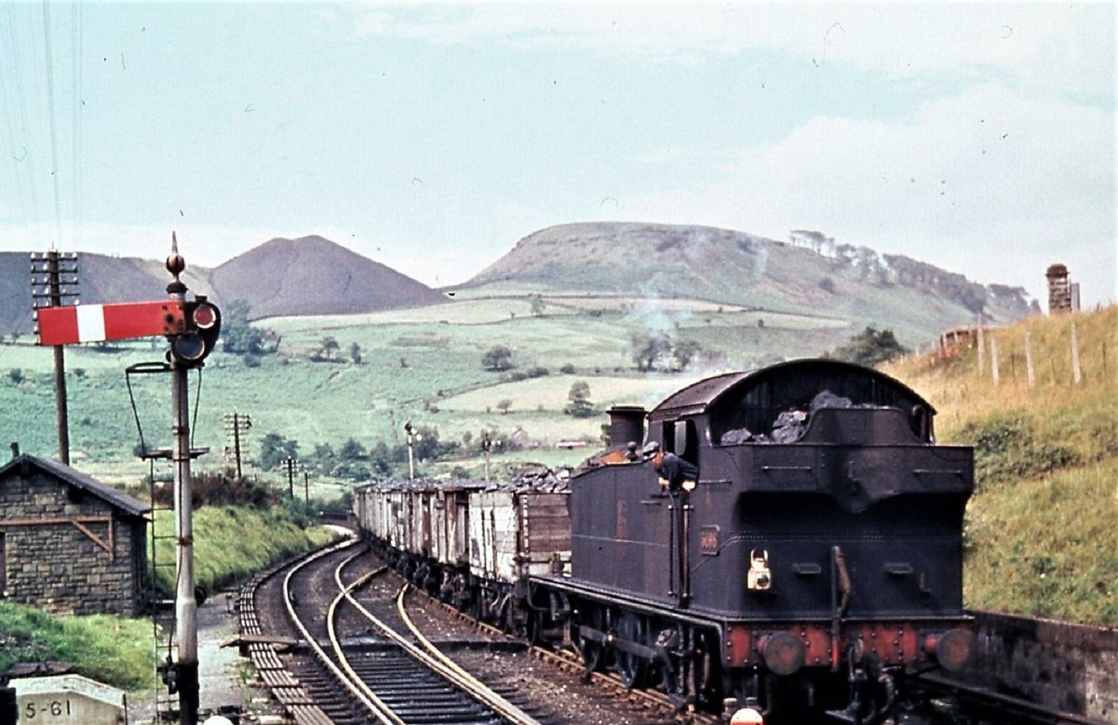 Solve GWR 56xx Class 5698 at Quakers Yard. jigsaw puzzle online with ...