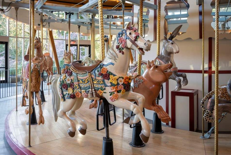 Jigsaw Puzzle | Rose Carousel Butchart Gardens 2 | 54 pieces | Jigidi