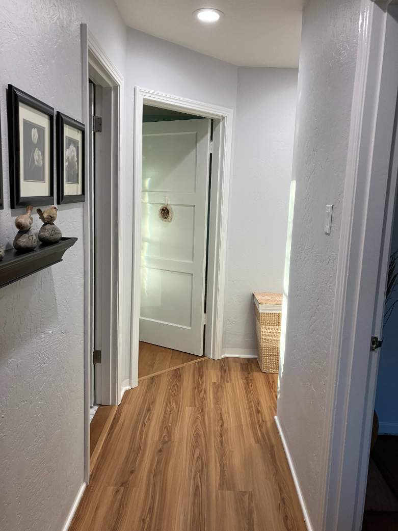Solve #8 Original Hallway to Small BR- Laundry Room jigsaw puzzle ...