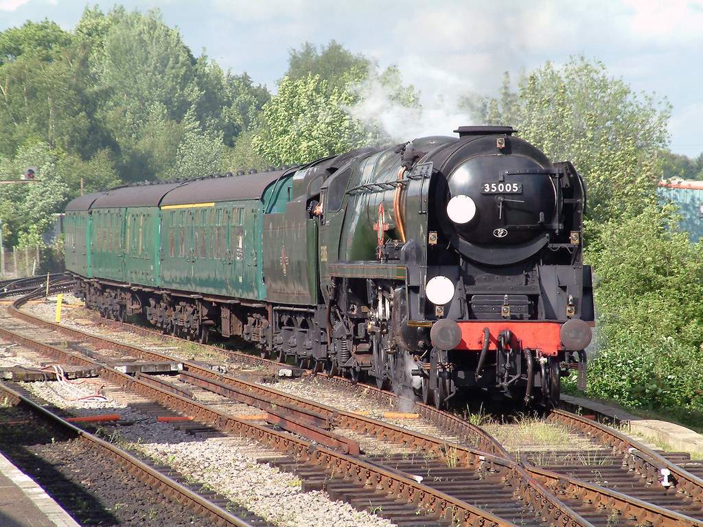 Solve Merchant Navy Class 4-6-2 35005 Canadian Pacific shunts stock at ...