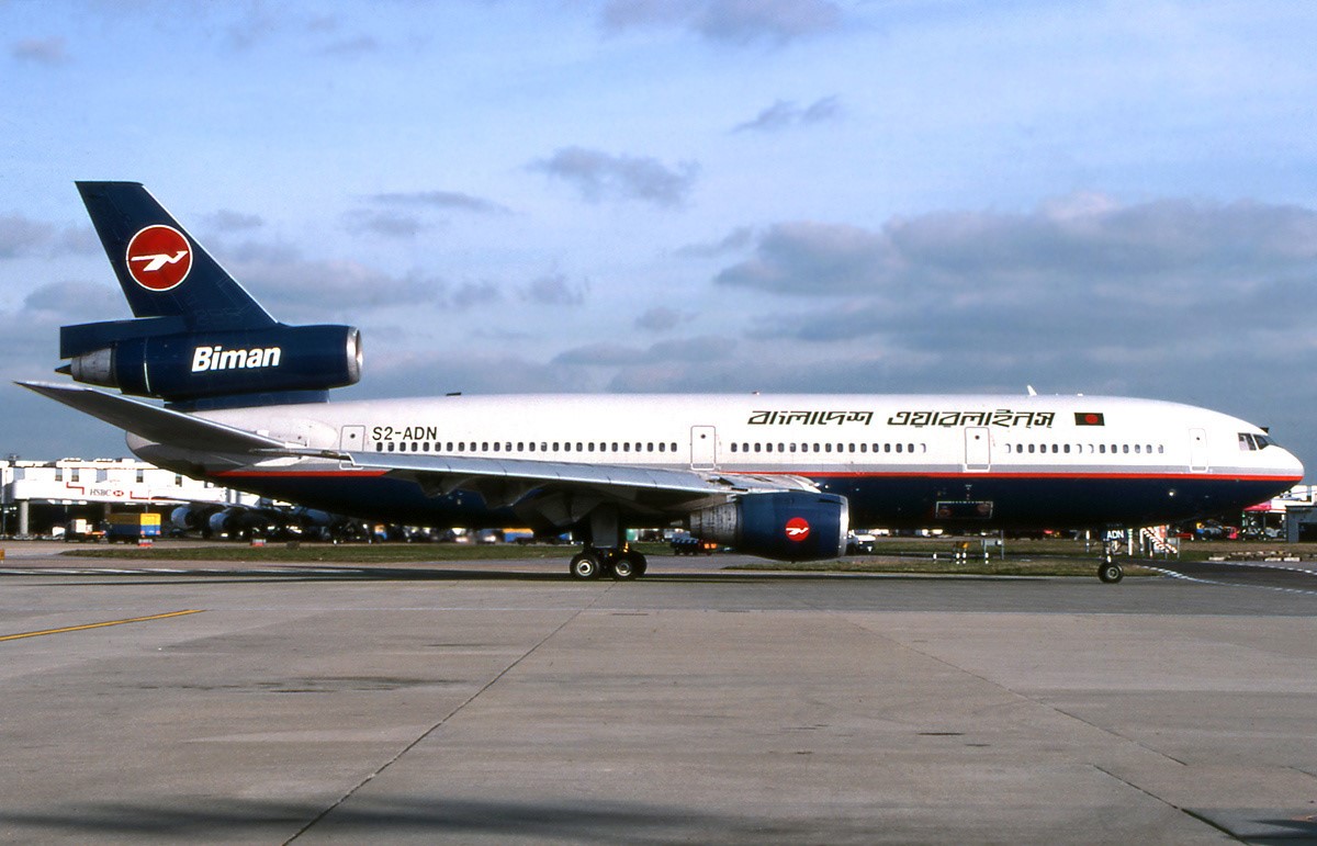 Solve Biman Bangladesh DC-10-30(ER) S2-ADN LHR jigsaw puzzle online ...