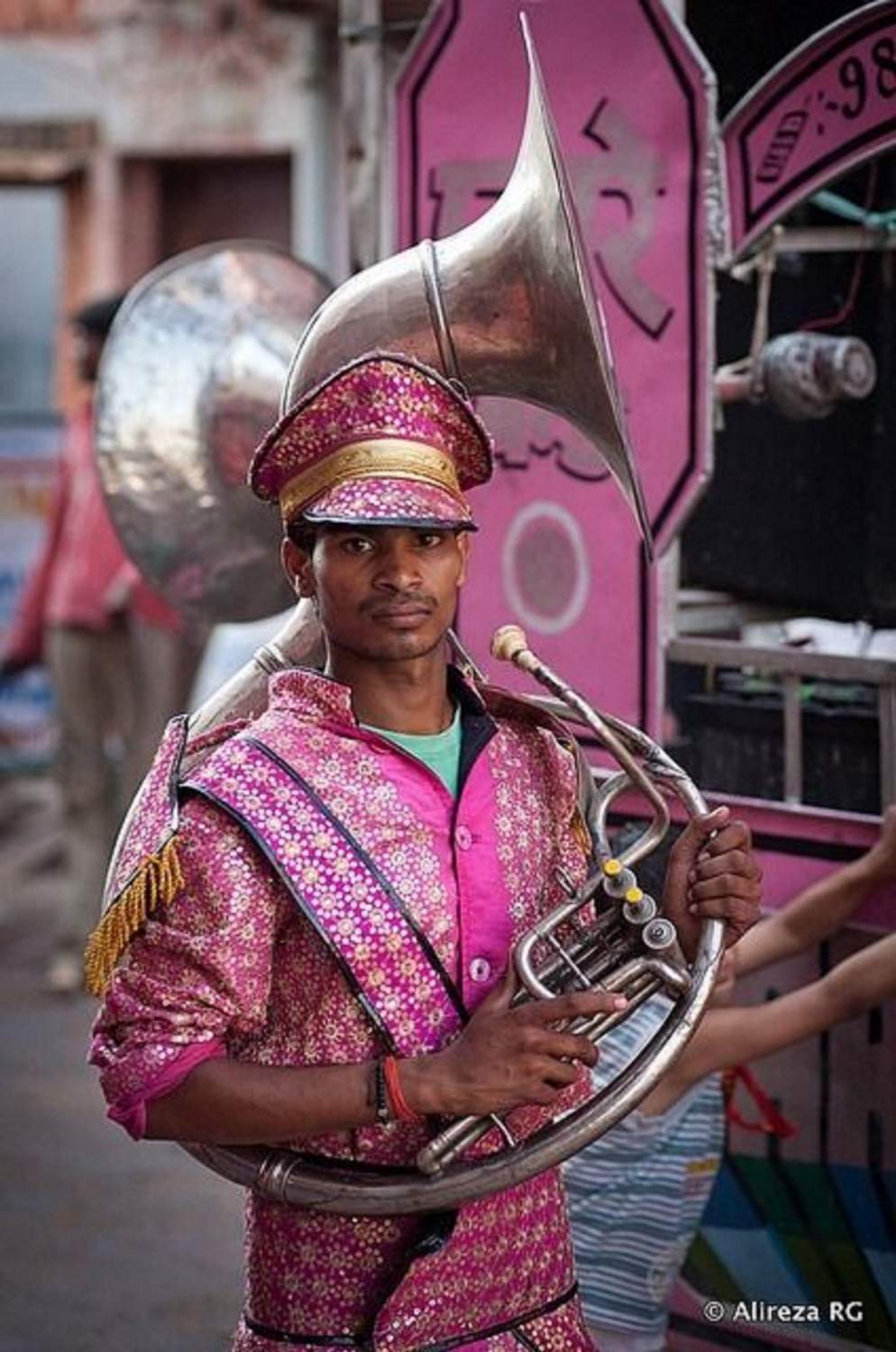 Solve a sousaphone tuba in India jigsaw puzzle online with 216 pieces