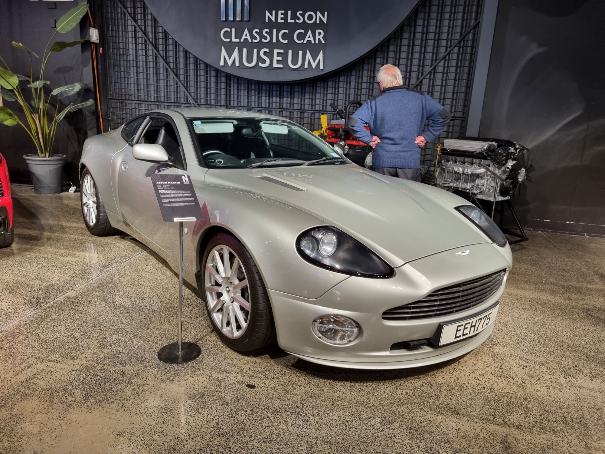 Solve 2007 Aston Martin jigsaw puzzle online with 130 pieces