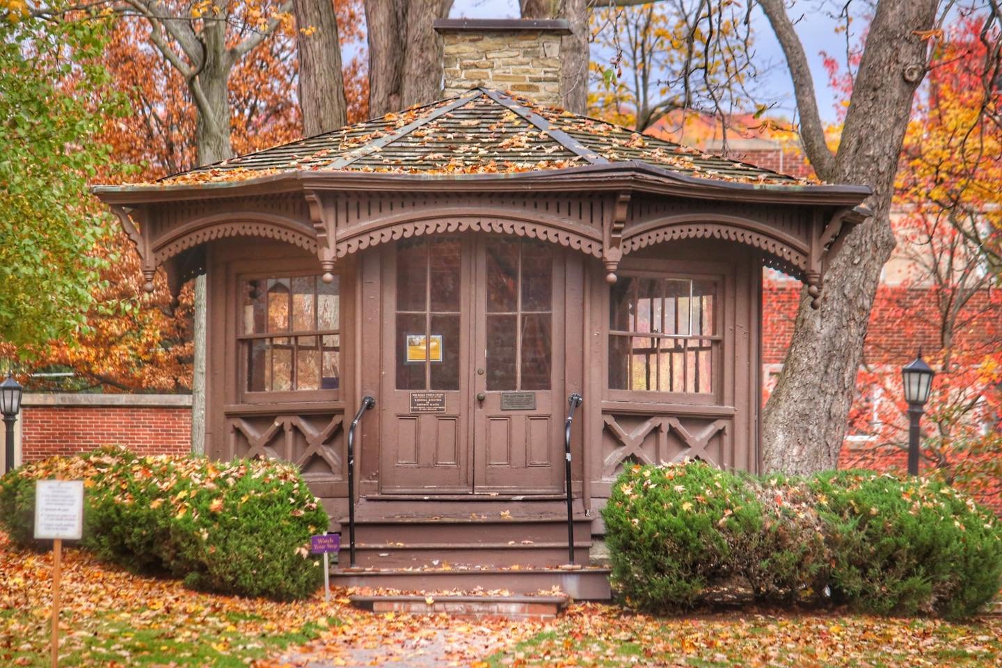 Solve Mark Twain's study is now at Elmira College jigsaw puzzle online ...