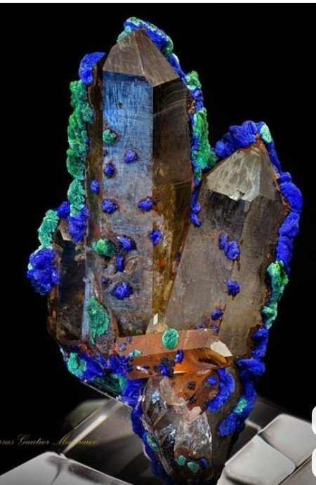 Solve Quartz, blue Azurite, green Malachite jigsaw puzzle online with ...