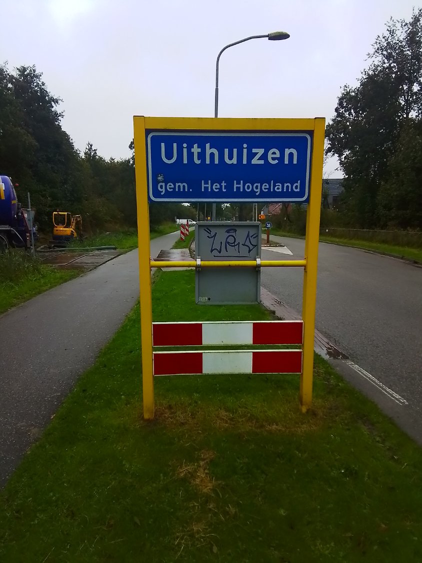 Solve Uithuizen Groningen Netherlands jigsaw puzzle online with 12 pieces